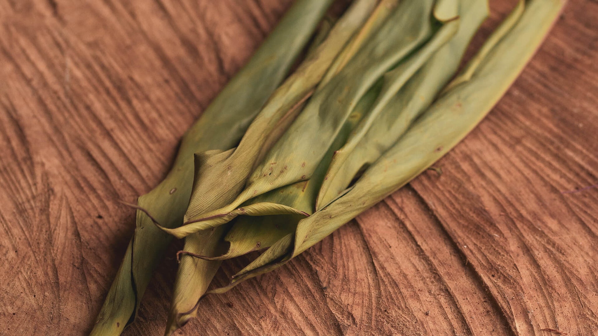 Honoring Dominica's tradition of bush rum – Yuri A Jones Fine Art